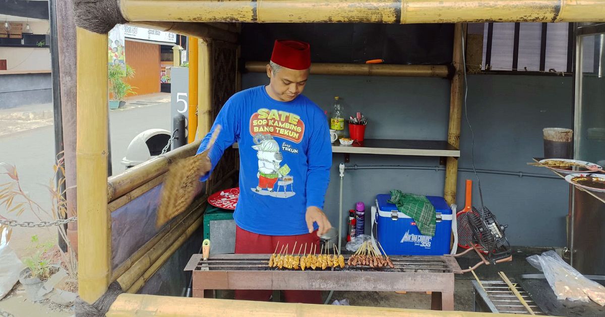 Sate Bang Tekun Ragam Menu Sampai Gratis Buka Puasa Sunnah