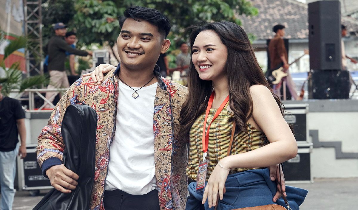 Ambyar Mak Byar Rilis First Look Film Penuh Cinta, Budaya, Dan Musik Campursari
