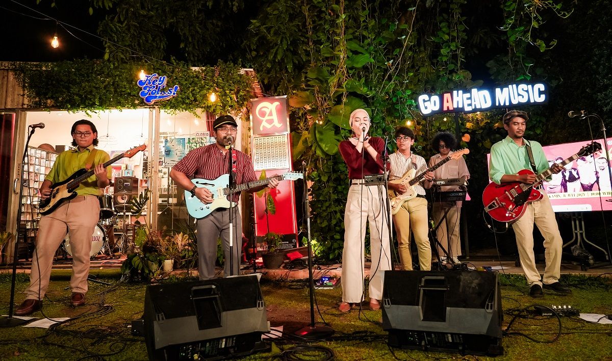 Los Garelloz Gelar Showcase Album Romantika Masa Muda Bareng El Michael, Azel, dan Awan Garnida