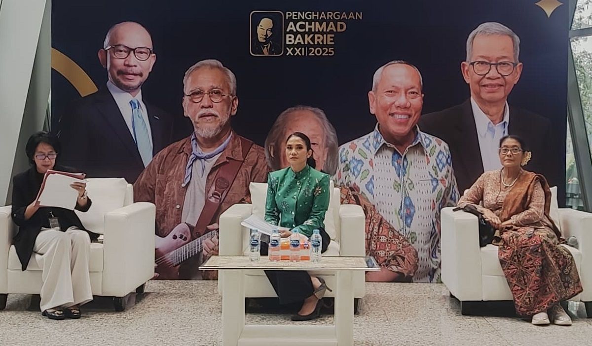 Penghargaan Achmad Bakrie XXI 2025, Iwan Fals Raih Penghargaan Seni Budaya