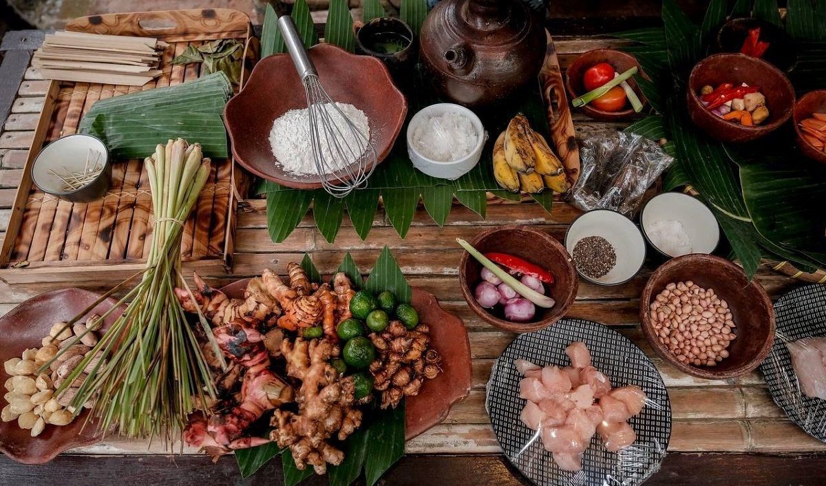 Paket Tur Gastronomi 2025 Wisata Rasa Unggulan Indonesia