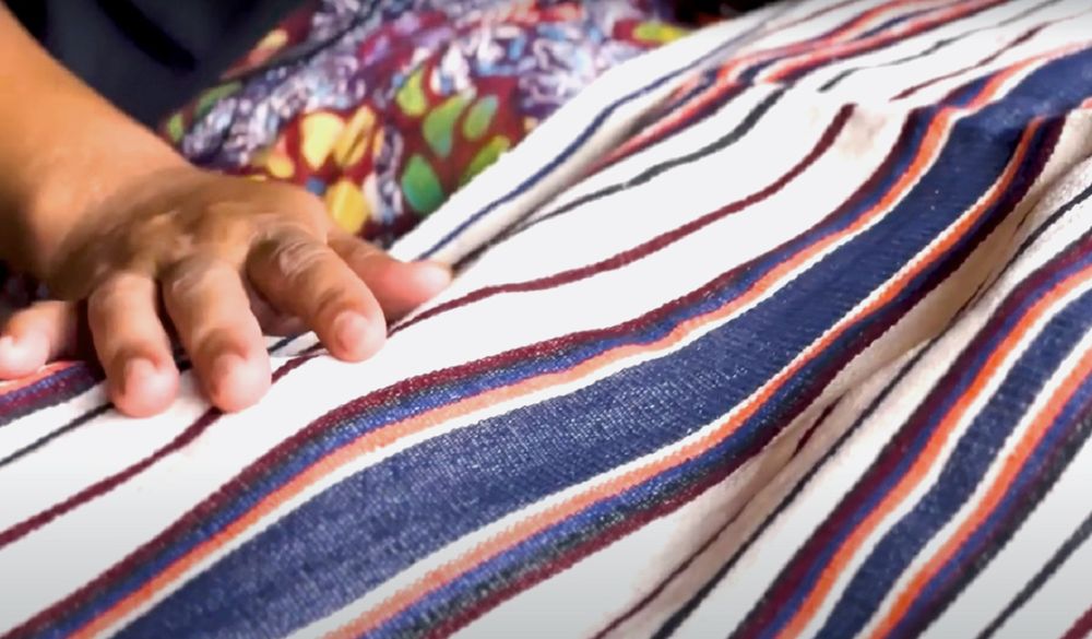 Tenun Sasak Kain Tradisional Penuh Makna