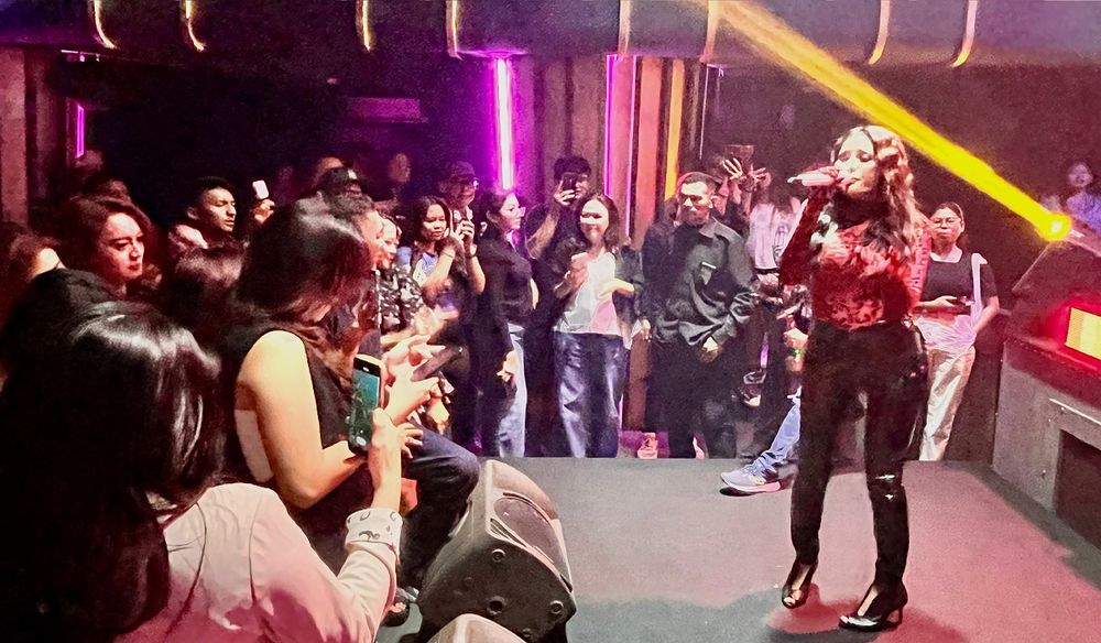 Zen Karaoke & Lounge Hadirkan ZENTASTIC NIGHT Nikita Mirzani Jadi ...