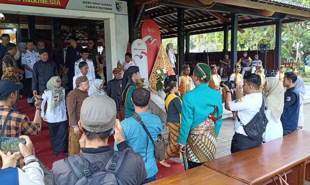 Grebeg Besar Demak 2025: Perpaduan Sakral, Tradisi Kerajaan, dan Budaya ...