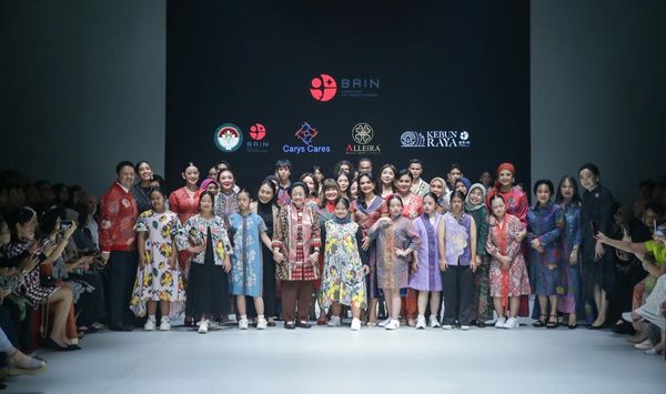 BRIN dan Alleira Bawa Pesona Flora Kebun Raya ke PIFW 2025